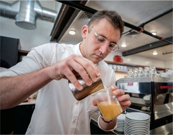 The Chemistry of Coffee, with Christopher H. Hendon - Coffee Magazine