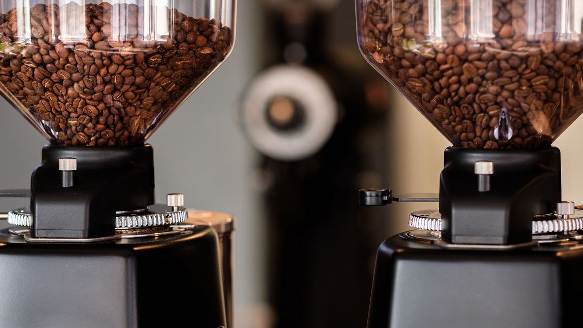 The Cutting Edge: Inside your Coffee Grinder with Kyle Ramage - Coffee ...
