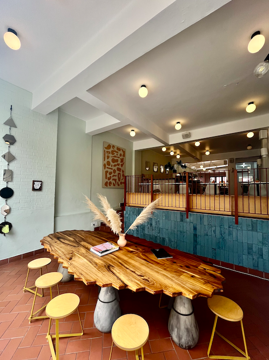Abstract Coffee Club: coffee, community and youthful innovation ...